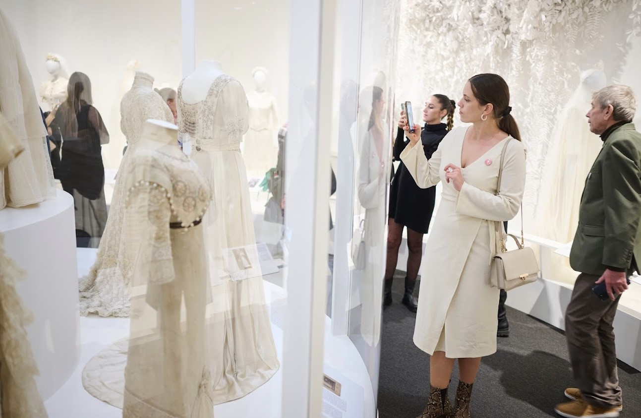 Mysterious romances: 500 years of matrimonial history at the Hungarian ...