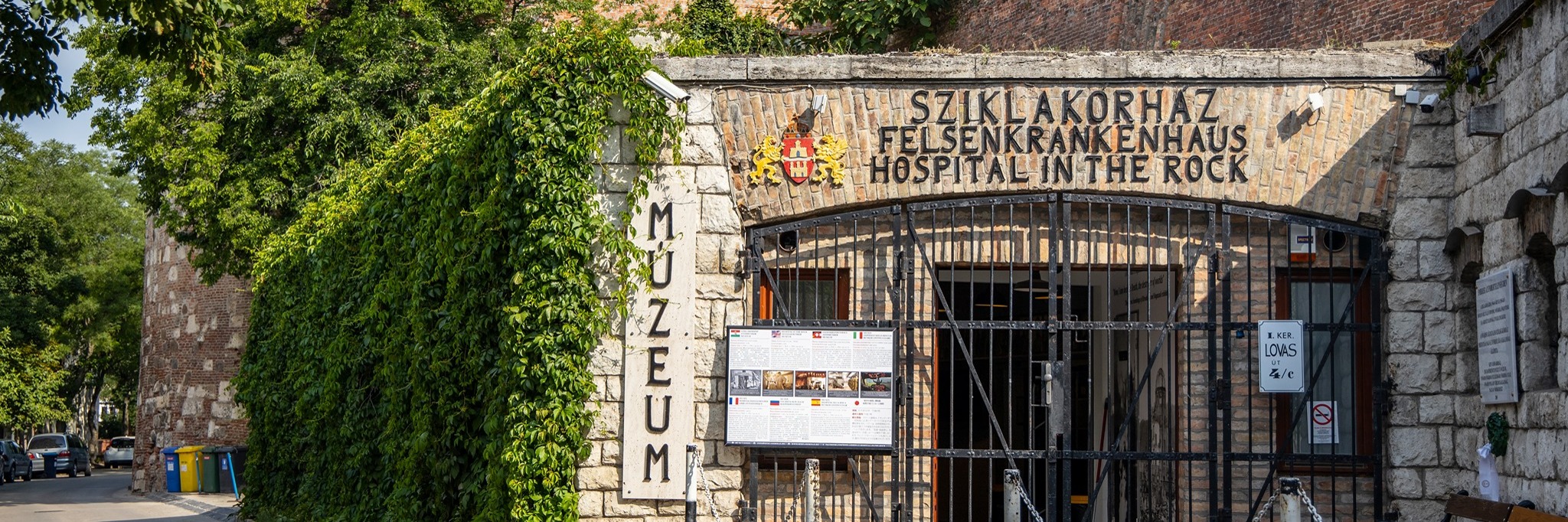 SZIKLAKÓRHÁZ ATOMBUNKER MÚZEUM