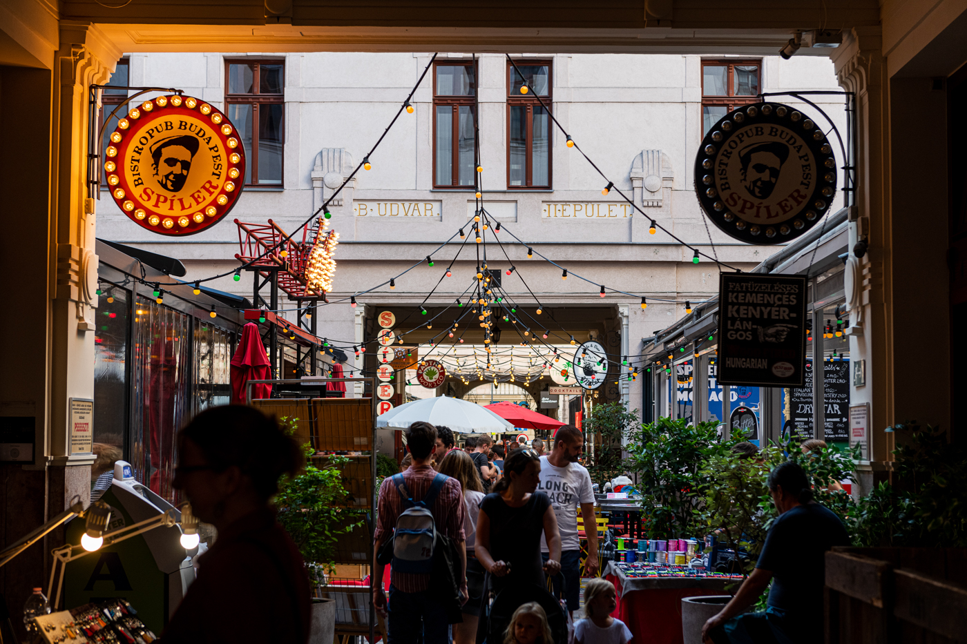 Indulhat a csajos nyaralás: a legjobb budapesti programok barátnőknek