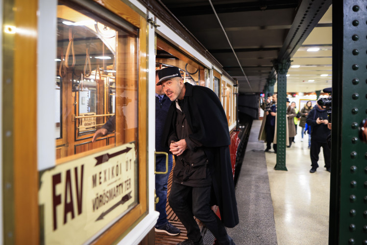 Light Art Museum Budapest (LAM)